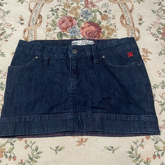 DC | Skirts | Superr Cute Dc Mini Skirt 25 | Poshmark